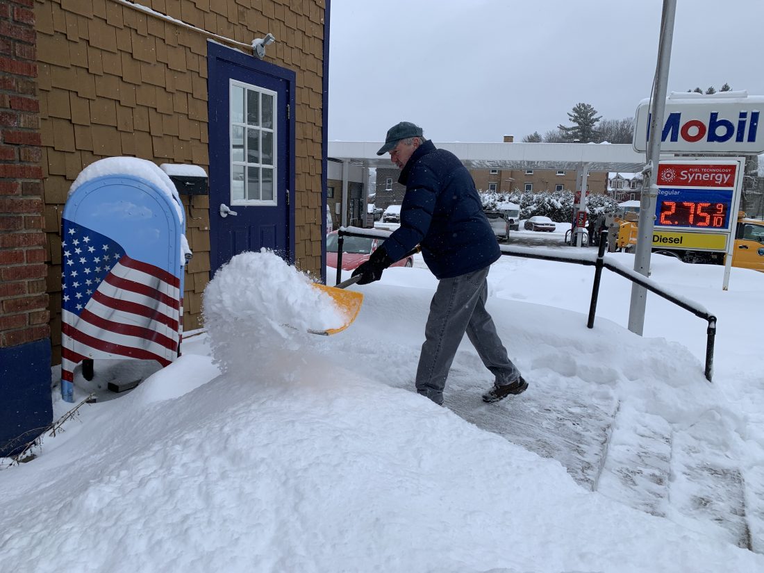 Snowstorm hitting North Country, too | News, Sports, Jobs - Adirondack ...